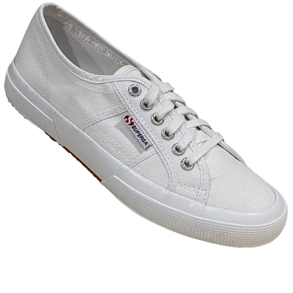 Superga | Shoes | Superga 275 Cotu White Laceup Canvas Low Top Sneaker ...